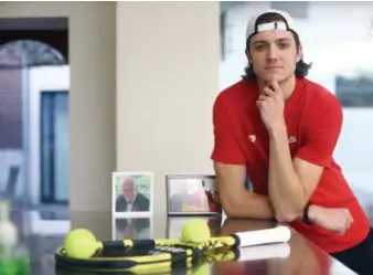 Tibo Colson. Corona roept comeback Colson halt toe - PressReader