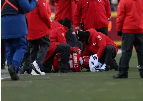 Chiefs out of playoffs after decade as Mahomes hurts knee - PressReader