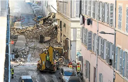 France building collapses - PressReader