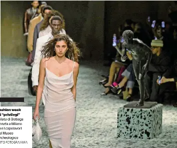 La mostruosa bruttezza di tre capolavori regalati alla Moda - PressReader