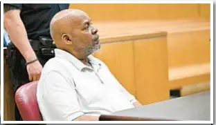 6 CHARGED WITH FRAUD IN MAYORAL ELECTION - PressReader