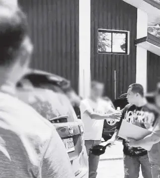 Authoritie­s nab BIR ‘fixer’ syndicate - PressReader