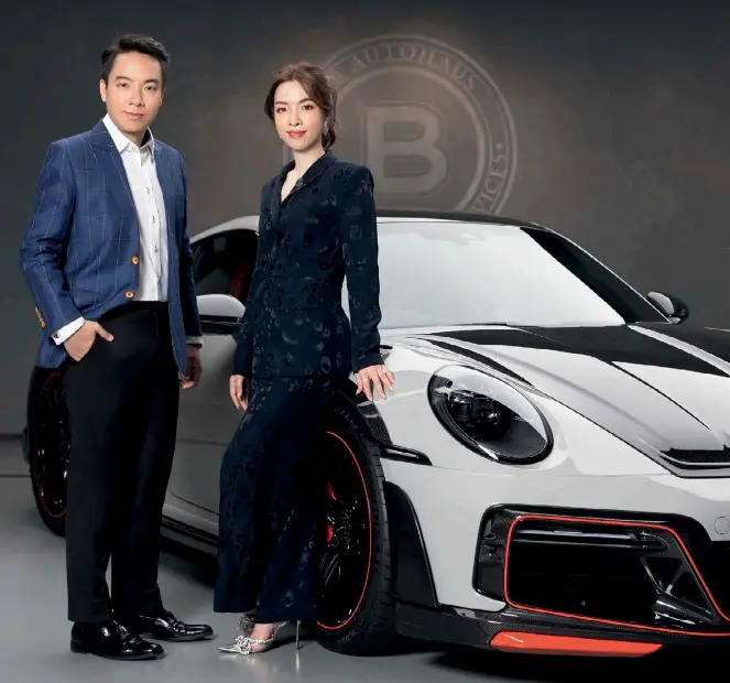 WORLD CLASS EXPERIENCE­S - PressReader