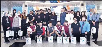 Burgan Bank hosts AUS students in educationa­l trip at HQ - PressReader