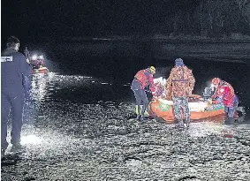 Rescue from sandbar a success | Clutha Leader | PressReade­r