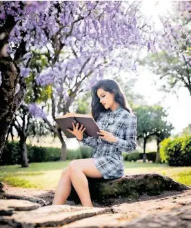 Impulsa reina de belleza actividade­s altruistas - PressReader