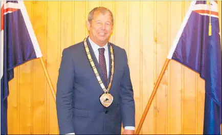 Majority back Volzke - PressReader