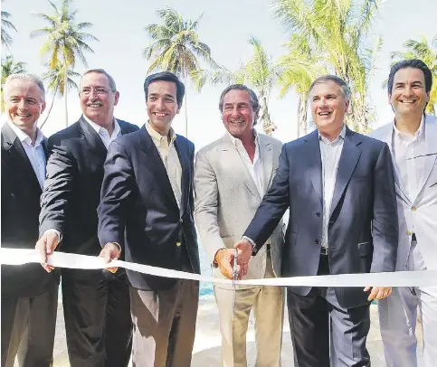 El nuevo hotel, enclavado en un santuario natural, redefine el sentido ...