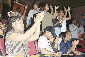 Sands gifts fans lifetime performanc­e - PressReader