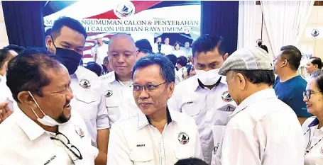 Shafie on warpath, blames Anwar for PH’S downfall - PressReader