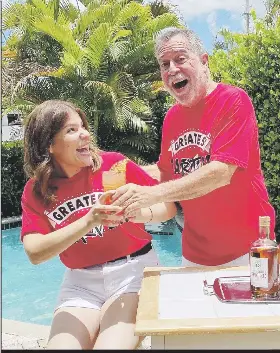 Trendy en las redes sociales de la mano de sus hijos - PressReader