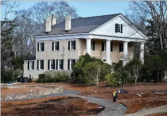 Upset about Waymos? Georgia Tech professor says give them time ...