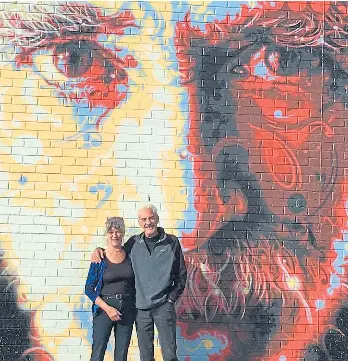 Folk music legend Rod Paterson dies aged 70 - PressReader