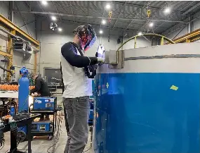 Un contrat de deux millions de dollars pour MR FAB - PressReader