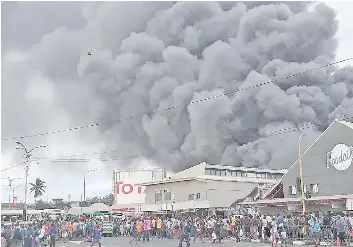 Market fire blankets Fiji capital in smoke - PressReader