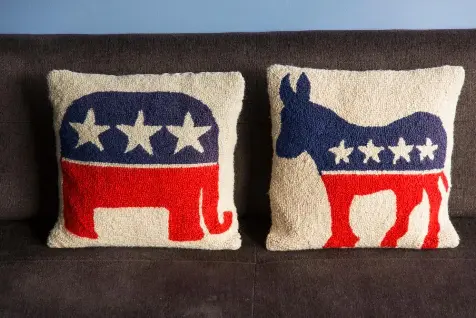 Ring a Republican: Payphones linking San Francisco and Texas aim to ...