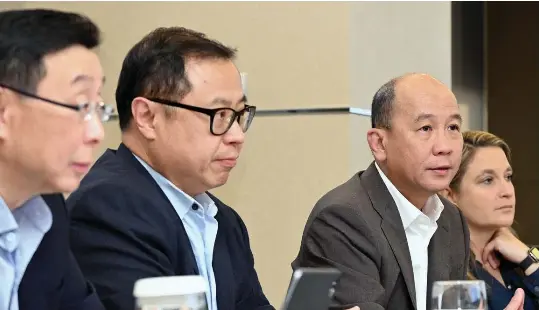 Singtel reports 14% higher earnings for FY2023; to focus on data centre ...