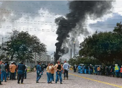 Fire at another Exxon plant in Baytown leaves 37 hurt - PressReader