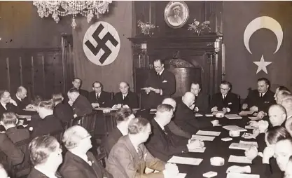 “Hitler dedi ki: Atatürk’ün Sevr’i yırttığı gibi ben de Versailles’ı ...