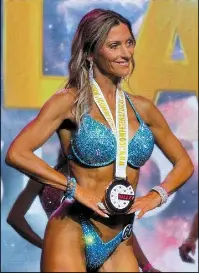 En treillis le jour en bikini le soir - PressReader