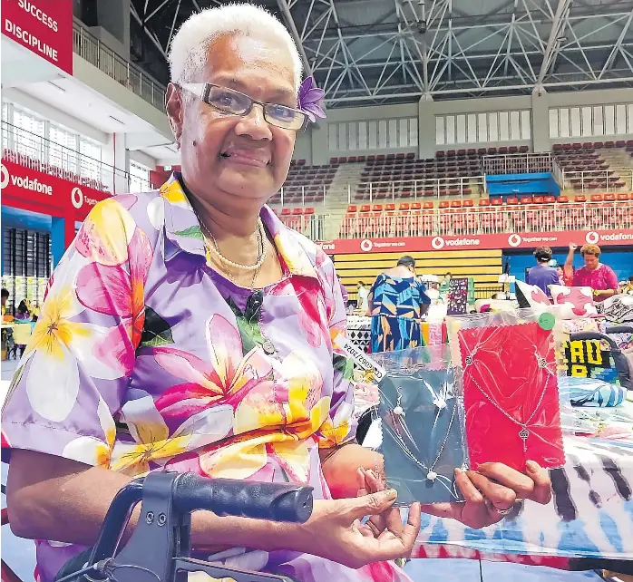 Loata finds satisfacti­on in making jewellery to sell - PressReader