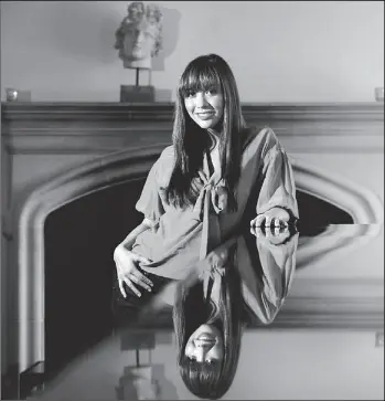 STYLE GURU Exposing stars’ fashion faux pas - PressReader