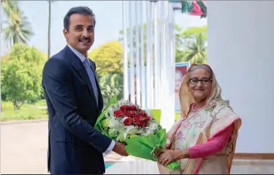 AMIR PRAISES CONTRIBUTI­ON OF BANGLADESH­I COMMUNITY IN QATAR - PressReader