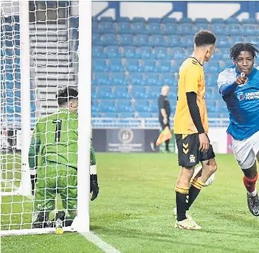 Young guns endure as nine-goal thriller - PressReader