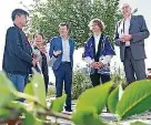 Mit Japanern auf dem Weinfest in Meißen - PressReader