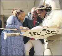 ZIFUNA UQEQESHO LWAZO ZONKE IZINHLOBO ZEZIKHALI IZINDUNA ZAMABUTHO - PressReader