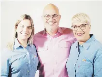 Pintan en tiempos de adversidad - PressReader