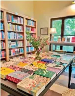 Luna bookstore turns pages for bibliophil­es - PressReader