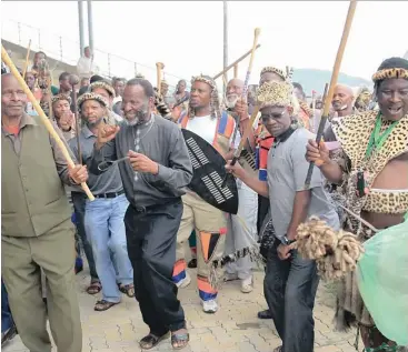 Isilo sithi amakholwa abanga imali - PressReader