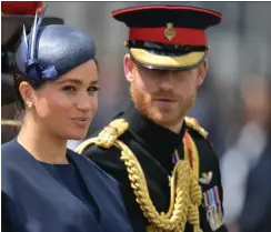 Dronning Elizabeth sparker røv - PressReader