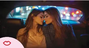 Taxi y besos compartido­s - PressReader