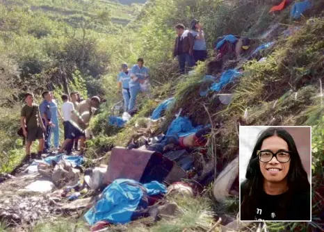 Bus falls into ravine; 14 dead - PressReader