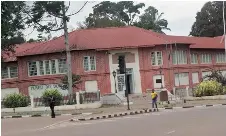 Transferên­cia da Aldeia Museu - PressReader