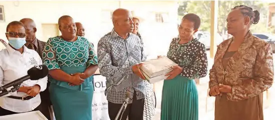 PAPER 4 AFRICA DONATES BOOKS - PressReader