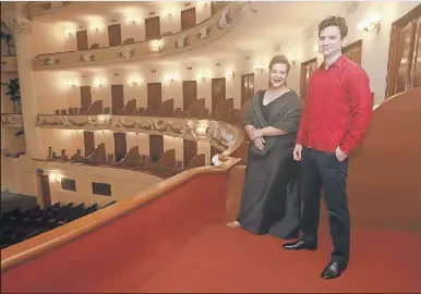 Música compleja de dirigir - PressReader