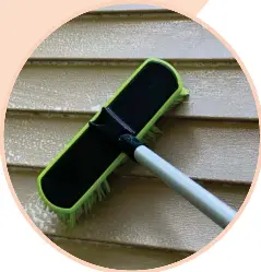 DIRTY VINYL Make your home’s exterior shine with these tips to clean your siding - PressReader