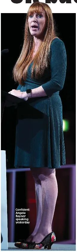 Big Ange paid homage to the comrades with a love heart. How they ...