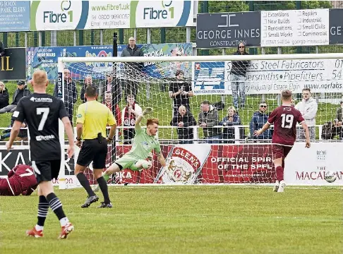 Elgin end season on injury-hit low - PressReader