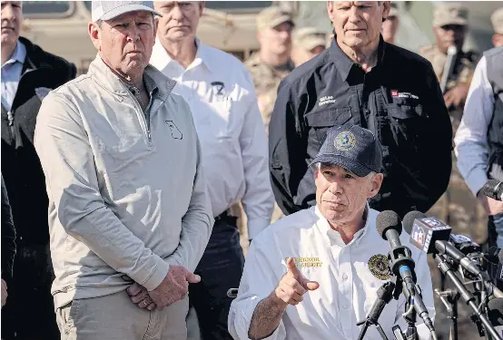 ABBOTT GUNS FOR A BATTLE ON THE US BORDER - PressReader