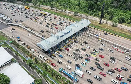 Two smartlanes opened up to ease congestion - PressReader