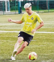 Taniguchi, hungry for awards and goals, not afraid of Albirex - PressReader