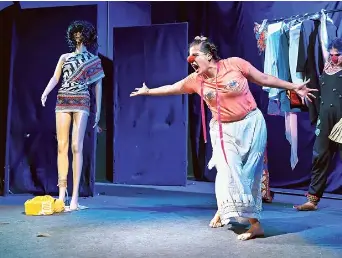 A heartfelt clowning comedy on body image and friendship - PressReader