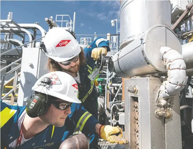 DOW STALLS ALBERTA PROJECT, SMITH STAYS CONFIDENT. - PressReader