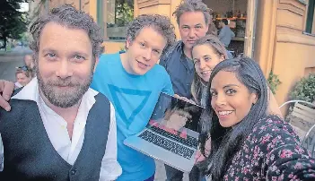 Lieber Smartphone als Freundin - PressReader