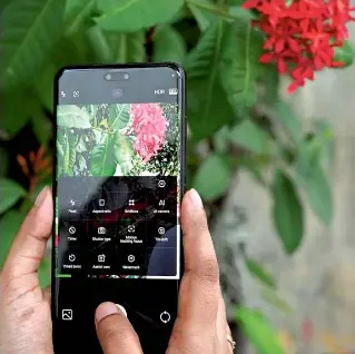 Leica love goes the distance - PressReader