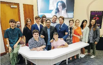 “Mixtape” insta a combatir el “bullying” - PressReader